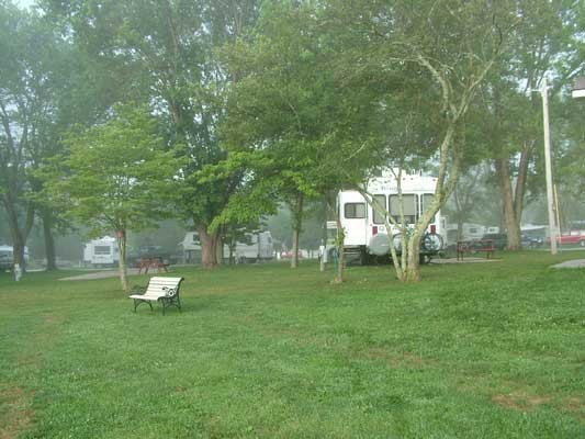 Spring Lake RV Resort - Crossville, TN - RV Parks - RVPoints.com