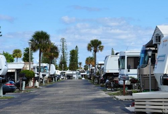 Breezy Hill RV Resort - Pompano Beach, FL - Encore Resorts - RVPoints.com