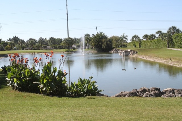 The Lakes RV & Golf Resort - Chowchilla, CA - RV Parks - RVPoints.com