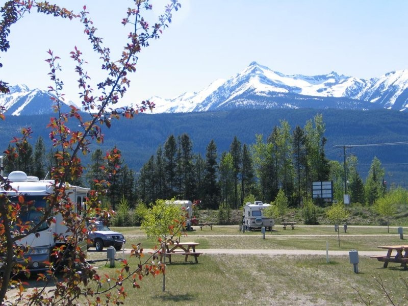 Irvins RV Park & Campground - Valemount, BC - RV Parks - RVPoints.com