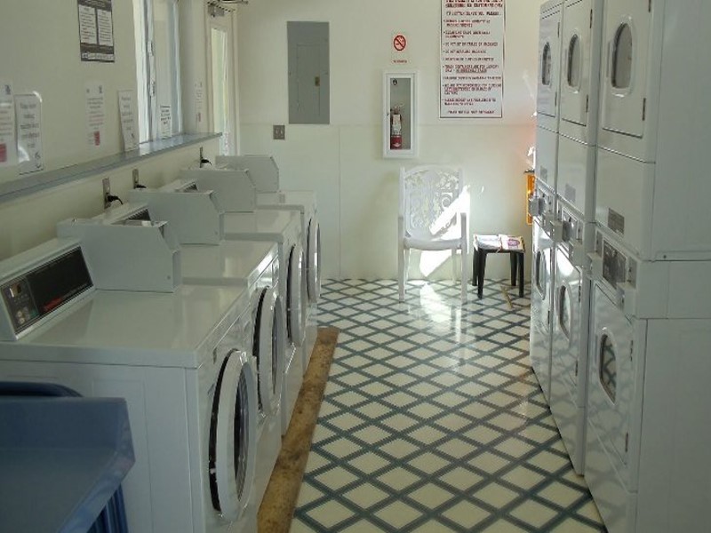 USI RV Park - Wichita, KS - RV Parks - RVPoints.com