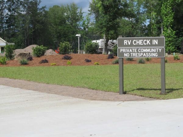 Camp Lake Jasper RV Resort - Hardeeville, SC - RV Parks - RVPoints.com
