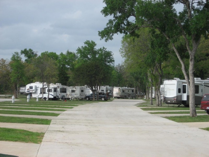Oak Creek RV Park - Weatherford, TX - RV Parks - RVPoints.com
